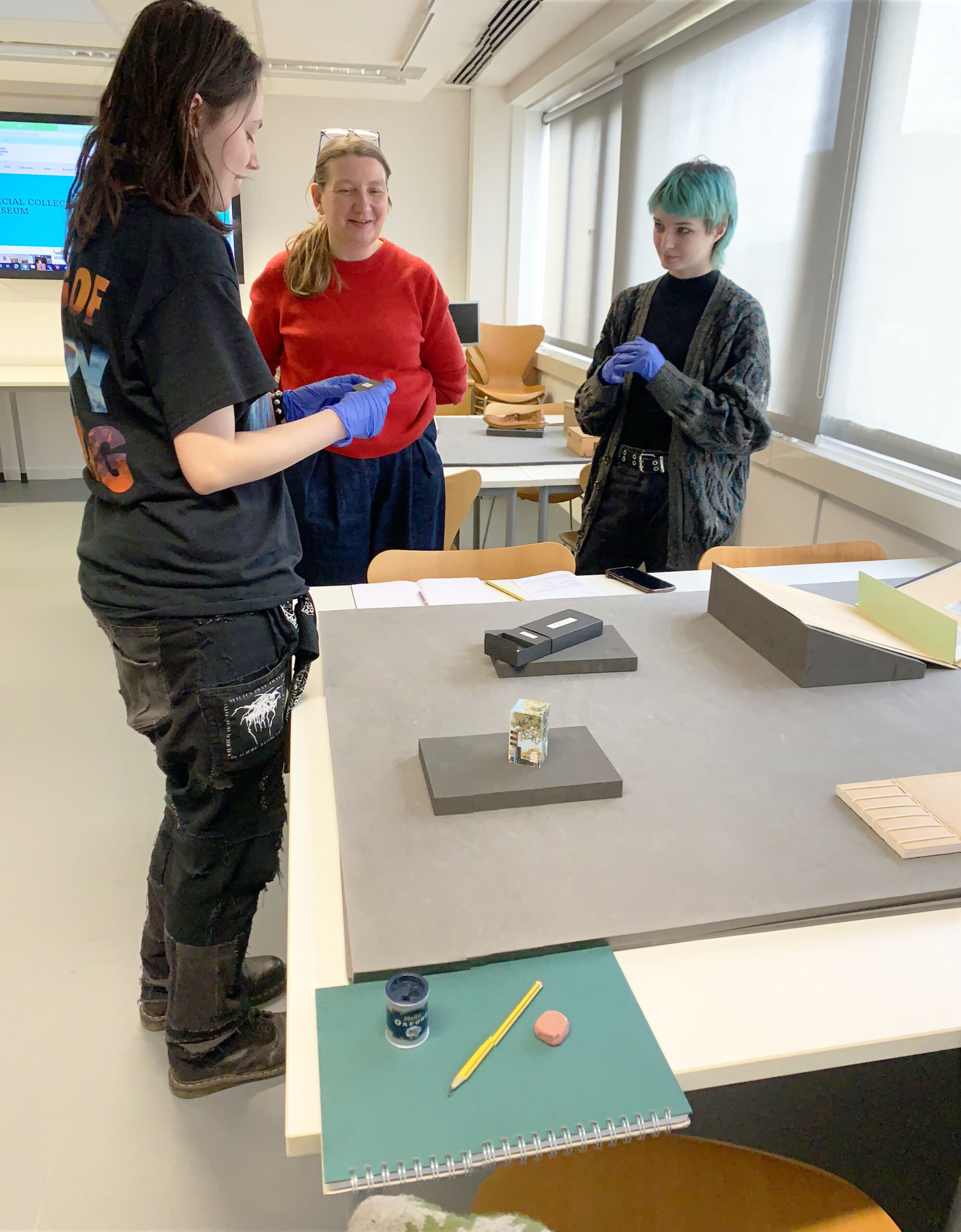 FAD students explore their artistic flair on university trip — Runshaw ...